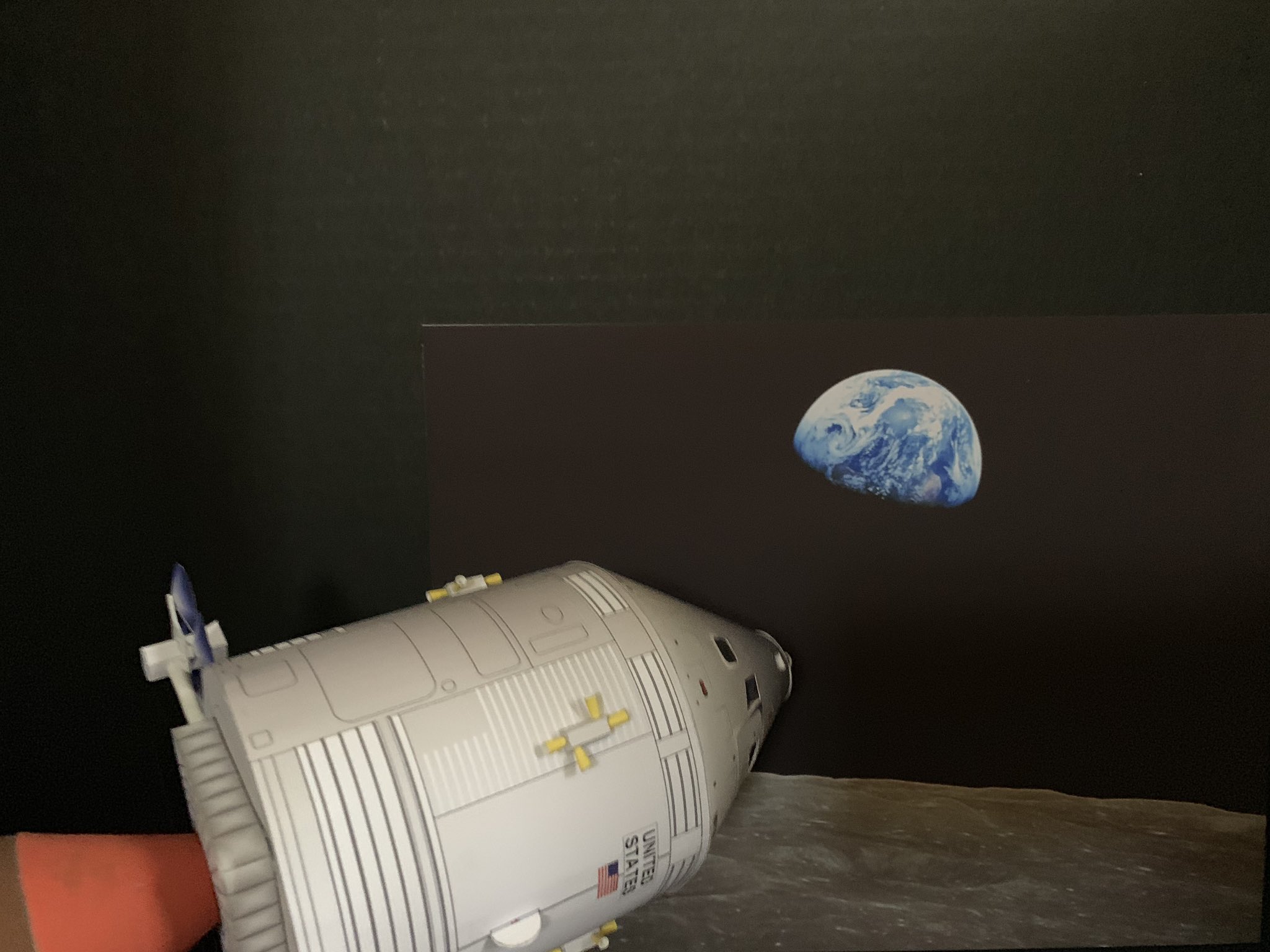 Apollo Lunar Lander Paper Model