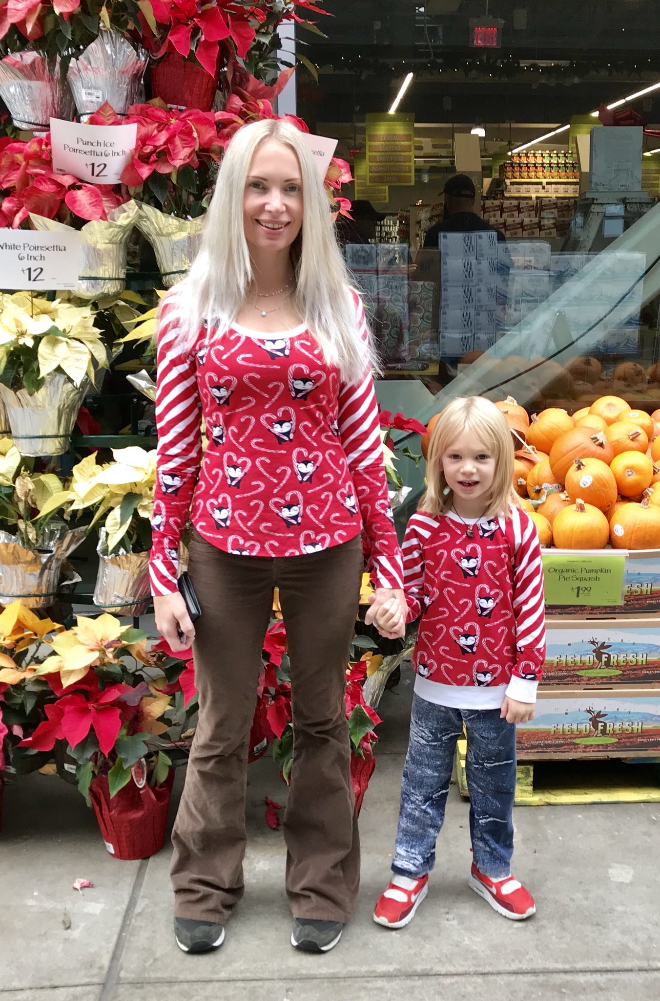 Anna Barlog on Twitter: "Merry X-mas!! God Jul!…