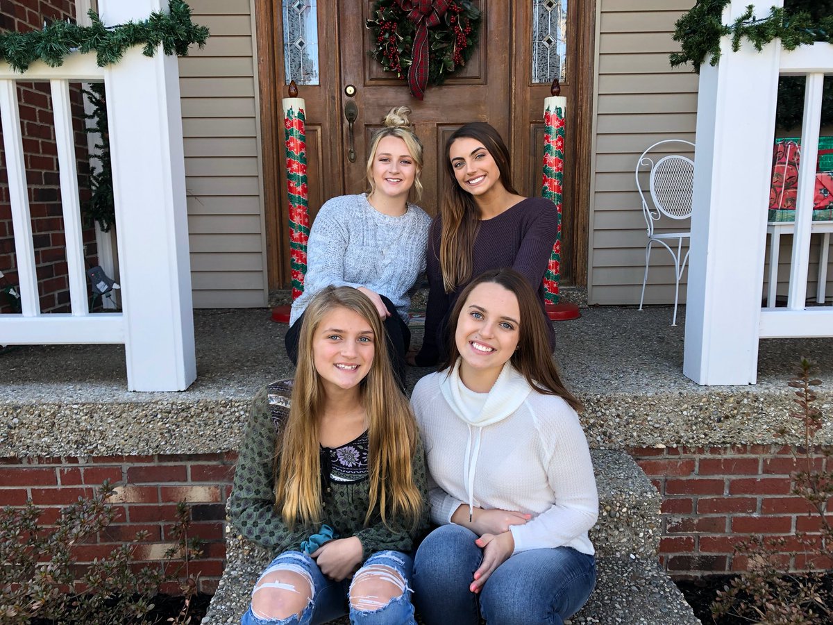 Mackenzie Maloney's Instagram, Twitter & Facebook on IDCrawl