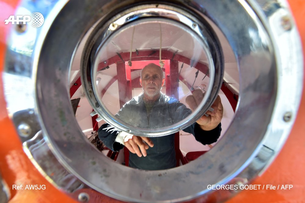 AFP News Agency on Twitter: "Frenchman Jean-Jacques Savin set sail across the Atlantic in a ...