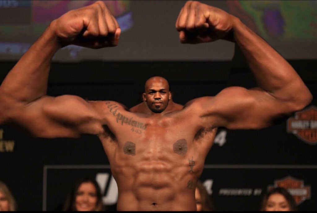 Bodybuilder Small Head