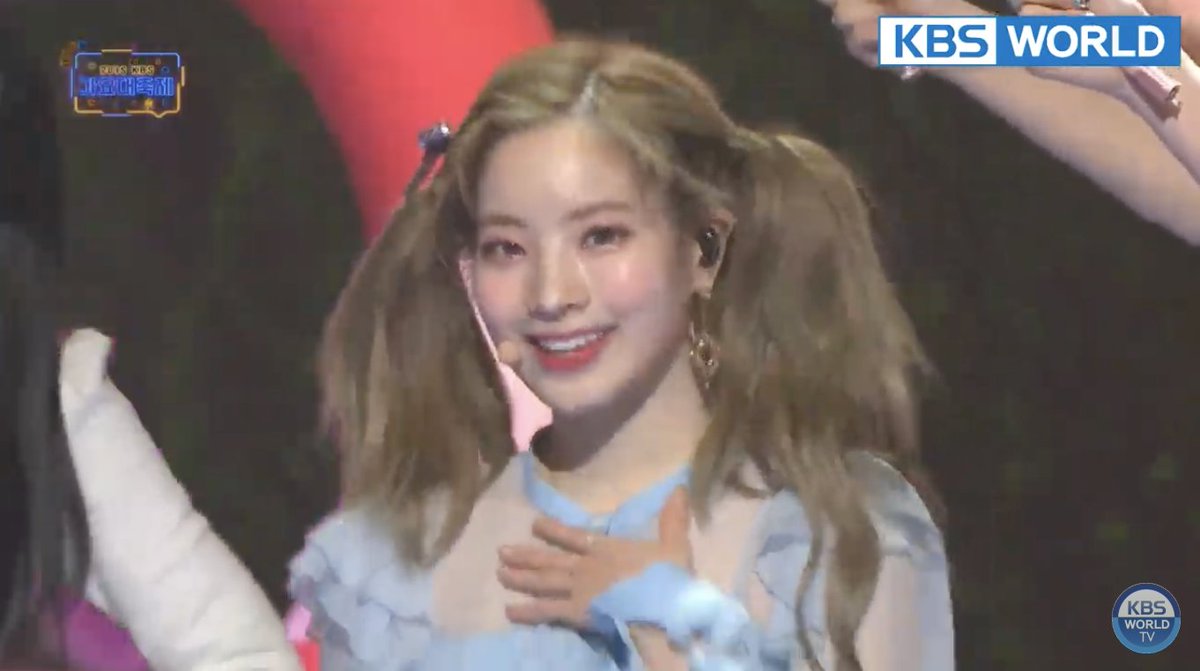 Koreaboo on Twitter: "Dahyun, Yeri, Kei, Umji, Yuqi, and Arin are sweeter than any candy ...