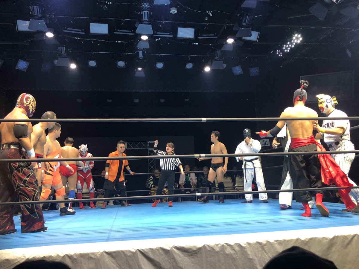 2018.12.31『大晦日プロレス2018～行く年来る年 全員集合！！』(大阪・世界館) (2ページ目) - Togetter