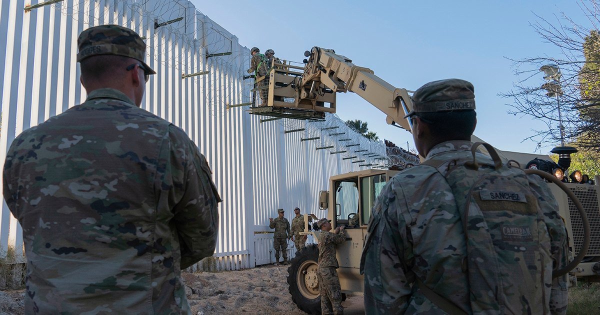 Pentagon extends mission to Mexico border... Year-long domestic ...