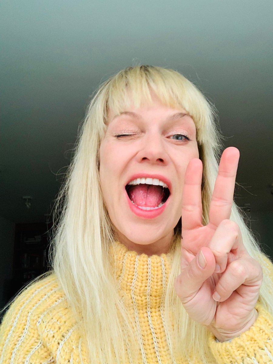 Anna Loos - Starporträt, News, Bilder | GALA.de