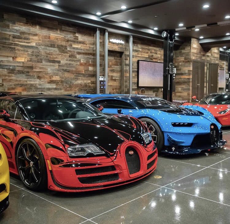 Ultimate Supercar Garage