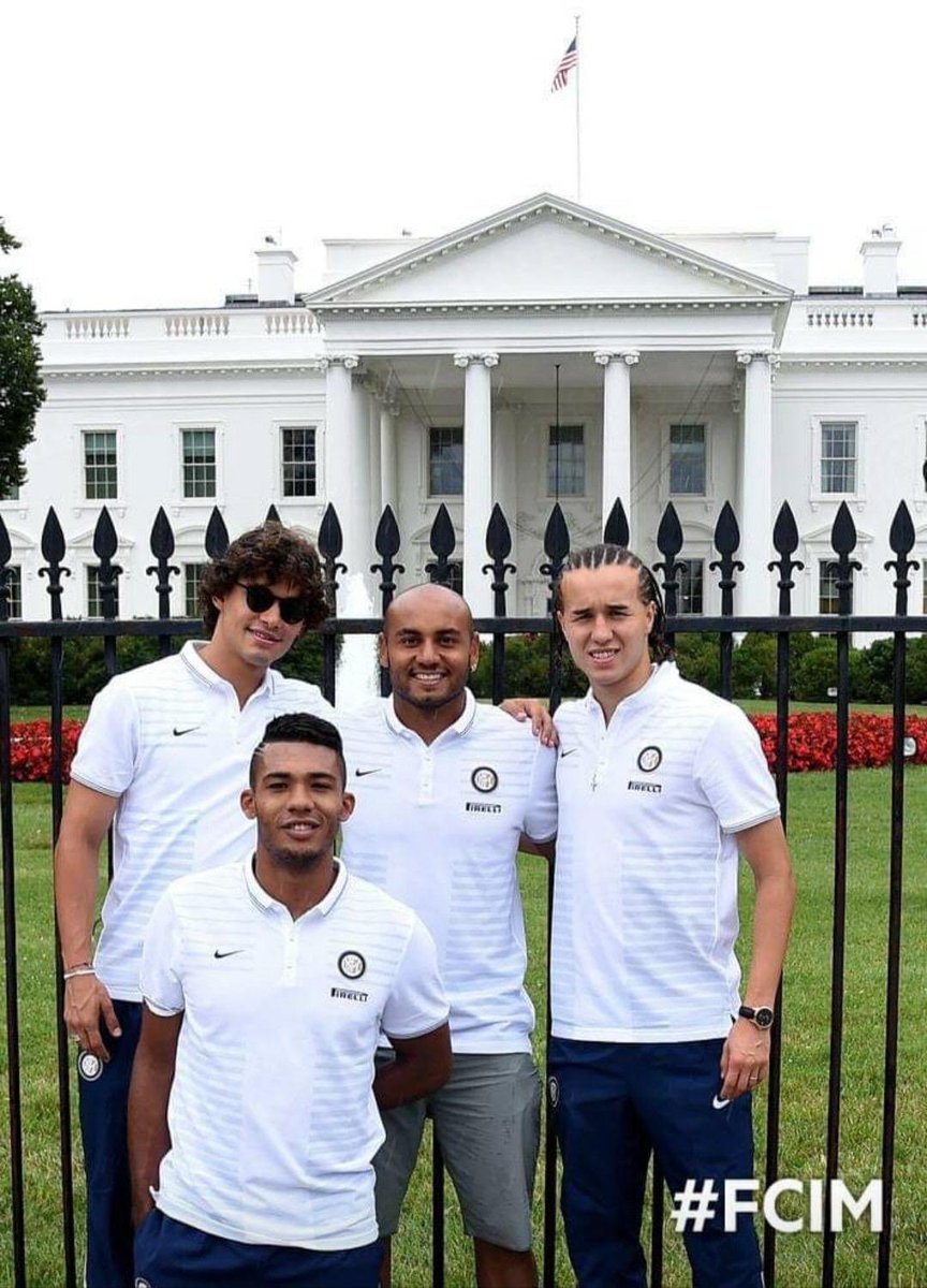 Throwback photo: Inter legends at the White House : r/FCInterMilan