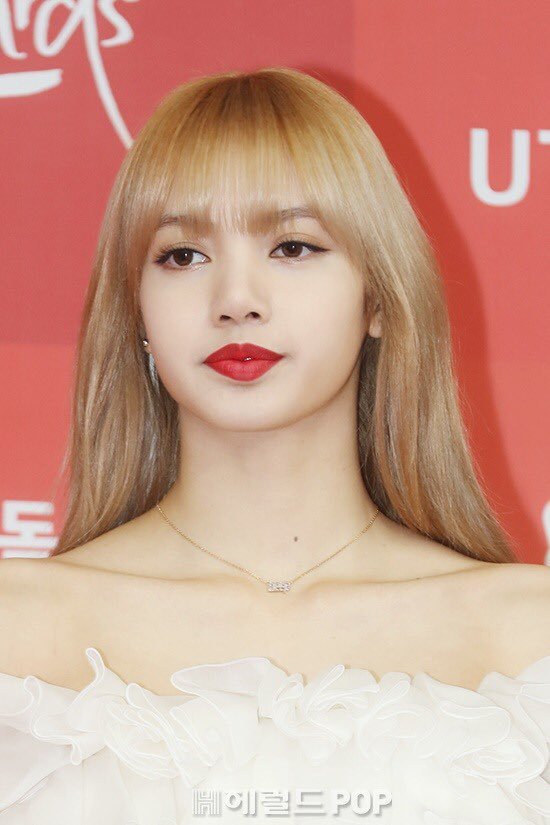 Lisa Shoulders's Instagram, Twitter & Facebook on IDCrawl