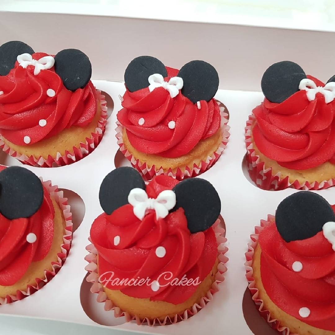 Red Minnie Mouse Cupcakes