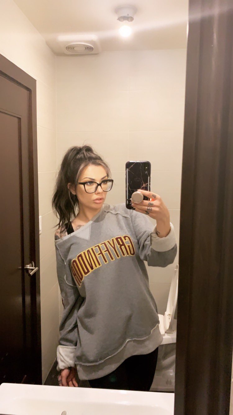 TW Pornstars - 3 pic. VERA BAMBI YouTube. Twitter. I lost my main ...