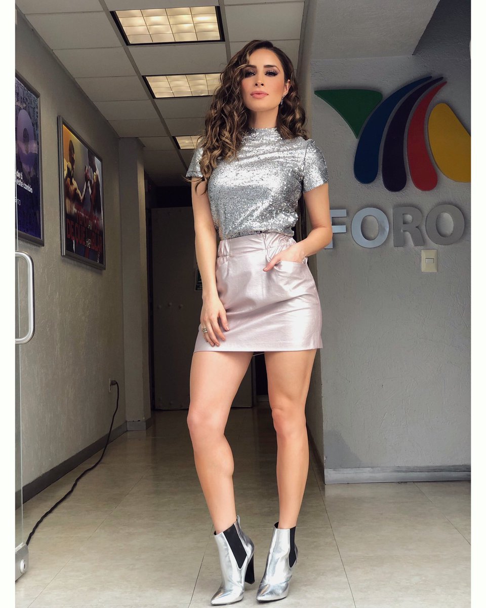 146 best Twitter u/cynthiaoficial images on Pholder | 🎱Muy pronto ...