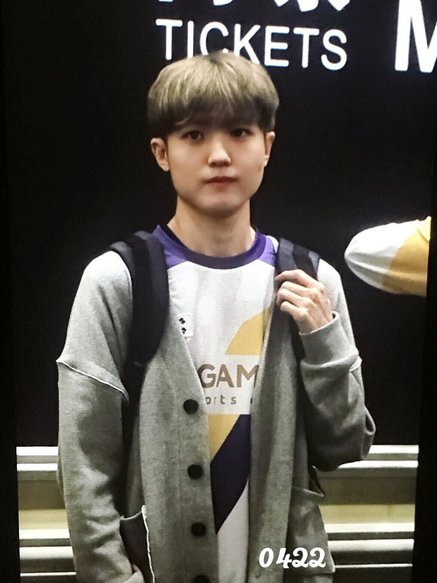 Baebee0422 (@a_baebee) | Twitter