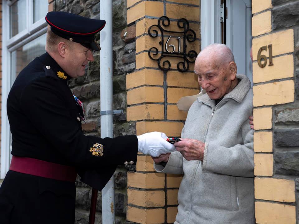 100 Year Old Army Veteran Sergeant Glyn Gunner Is Presented With