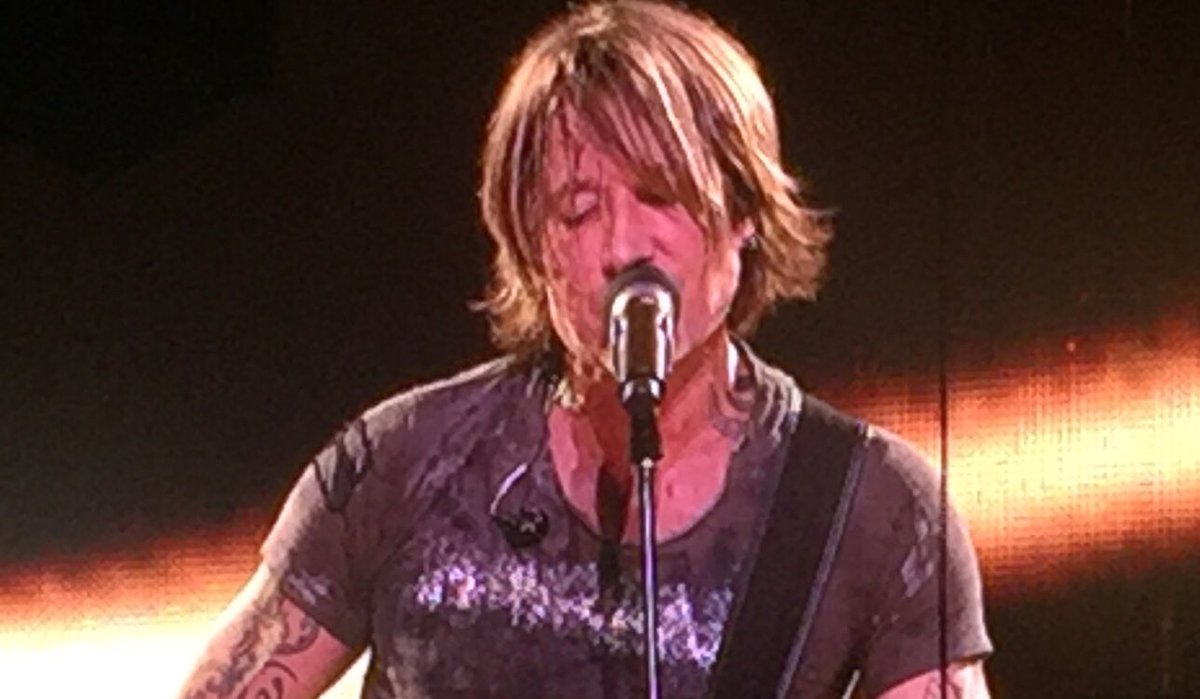 Keith Urban News Update…Keith In Sydney…Night 2…*Graffiti U* World Tour ...