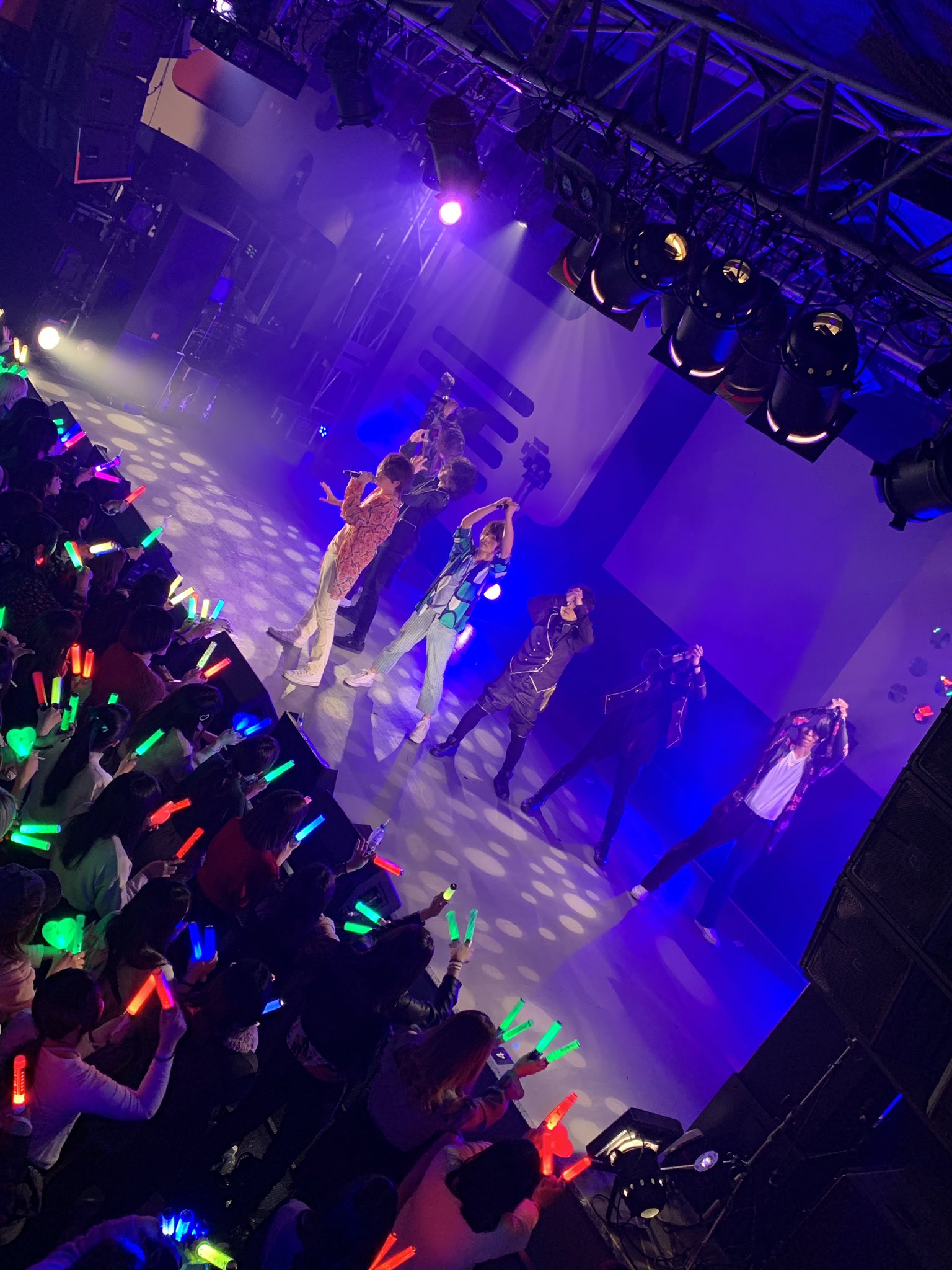 ROOTFIVE(ルート・ファイブ)公式 on Twitter: "ROOT FIVE×アナタシア ツーマンライブありがとうございました！ どちらのアーティストも素晴らしいパフォーマンスでした ...