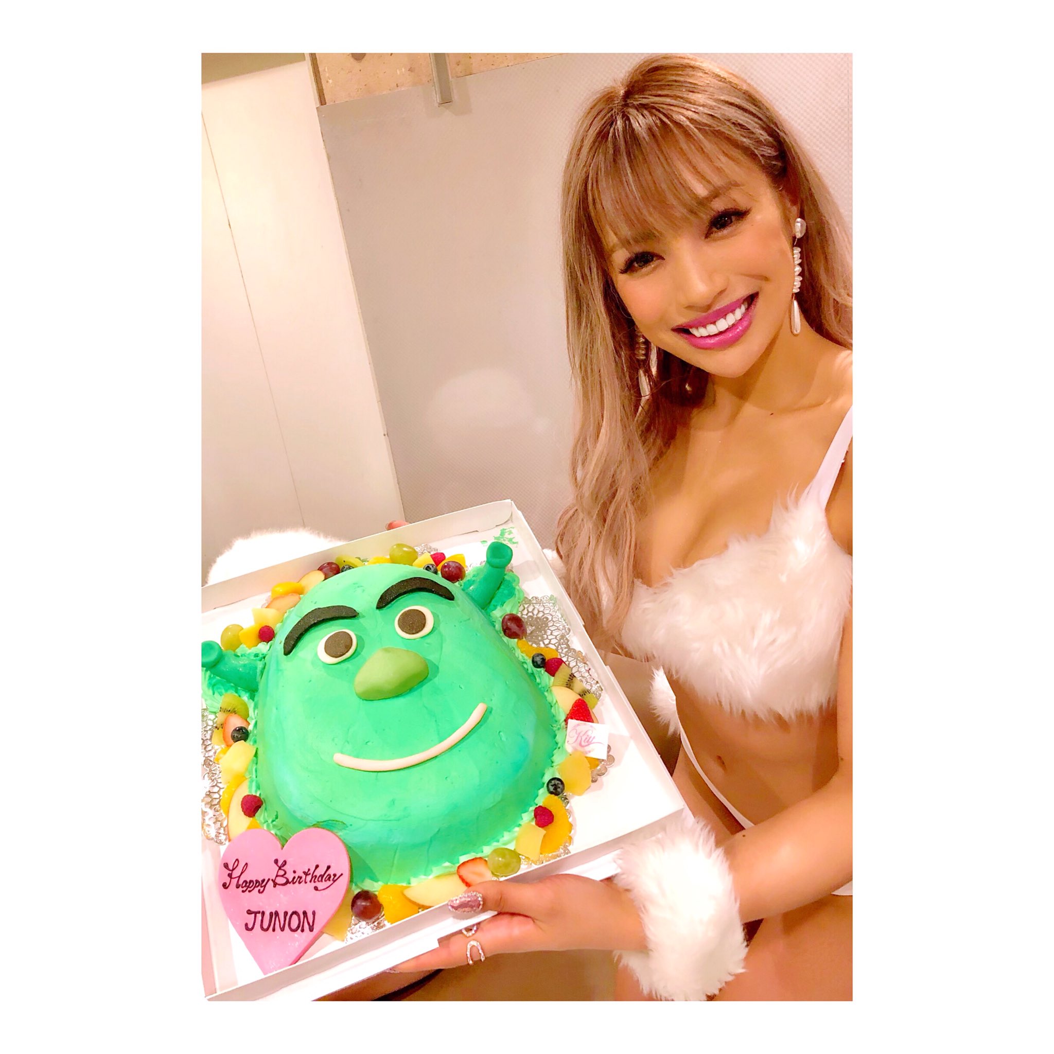 🦋JUNON💙 on Twitter: "ビキニナイト！渋谷キャメロット ありがどおございます！！たっくさん載せたいもの等あるのでゆっくり更新していきます！ とりあえず幸せ誕生日なう🌈🌈🌈 ...