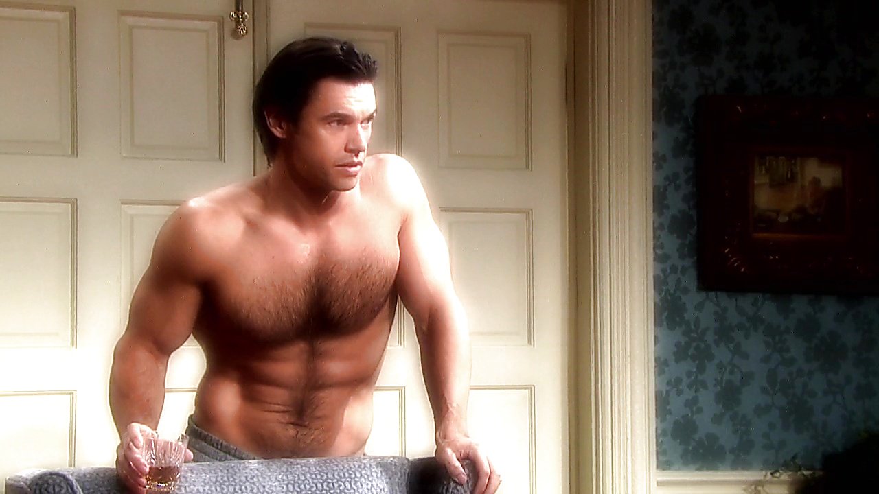 Paul Telfer Shirtless
