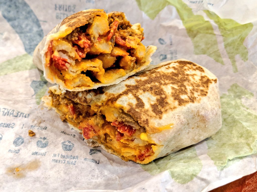 Taco Bell Beefy Nacho Griller