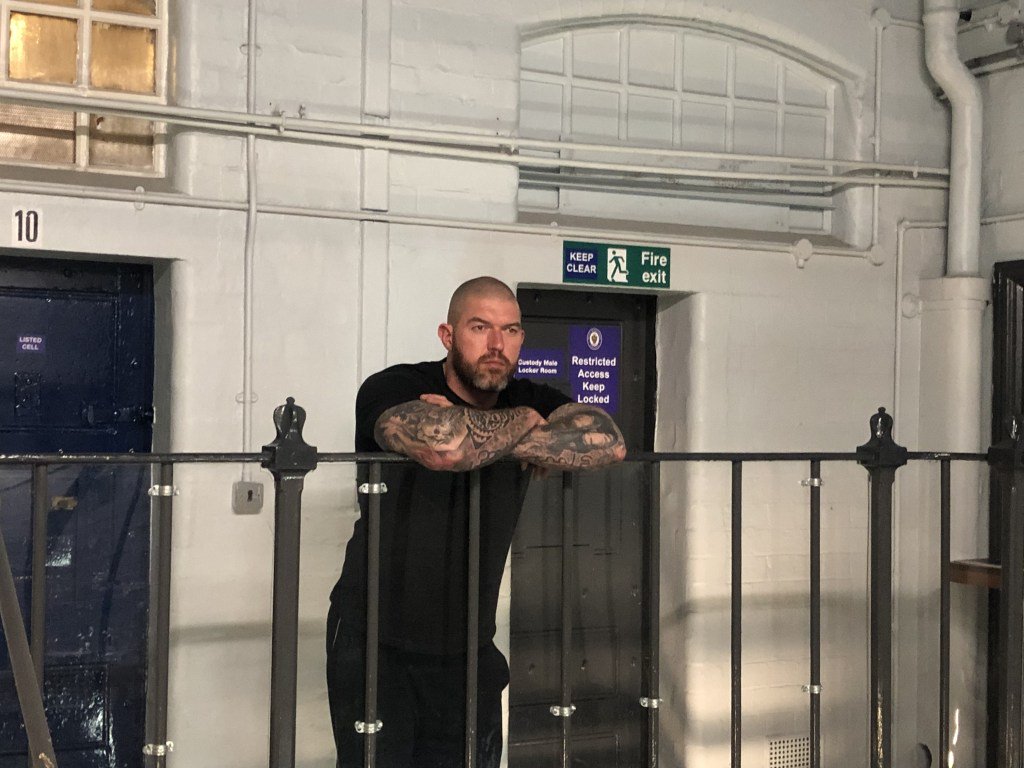 6 best Twitter @policehour images on Pholder | RIP PD Louis this is the ...