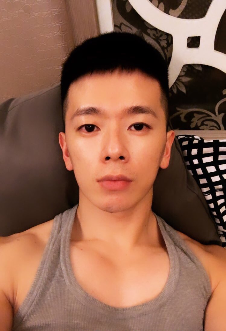 andy hsu on Twitter: "過年就是要發懶啊 https://t.co/5jFRK05ZHa" / Twitter