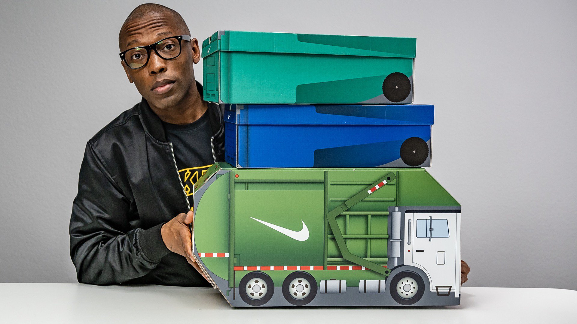 Brace Solar eclipse former nike garbage truck shoe box recovery Own Inlay