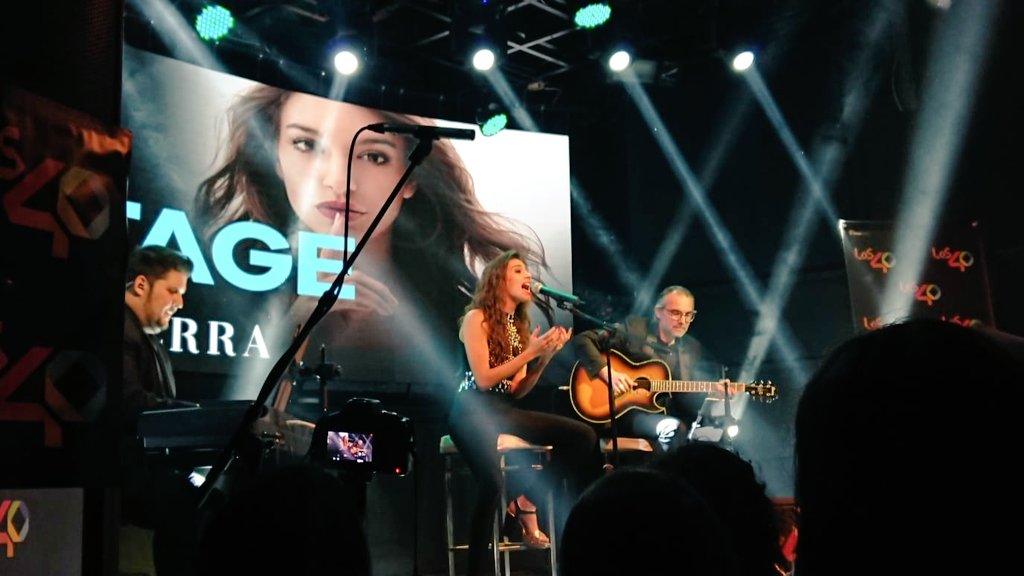 123 best Twitter @universalspain images on Pholder | .@amaiaromero ⚡️ 3 ...