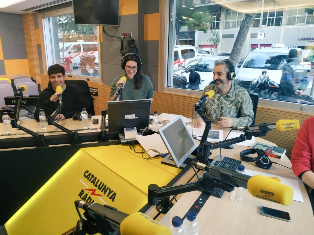 123 best Twitter @universalspain images on Pholder | .@amaiaromero ⚡️ 3 ...