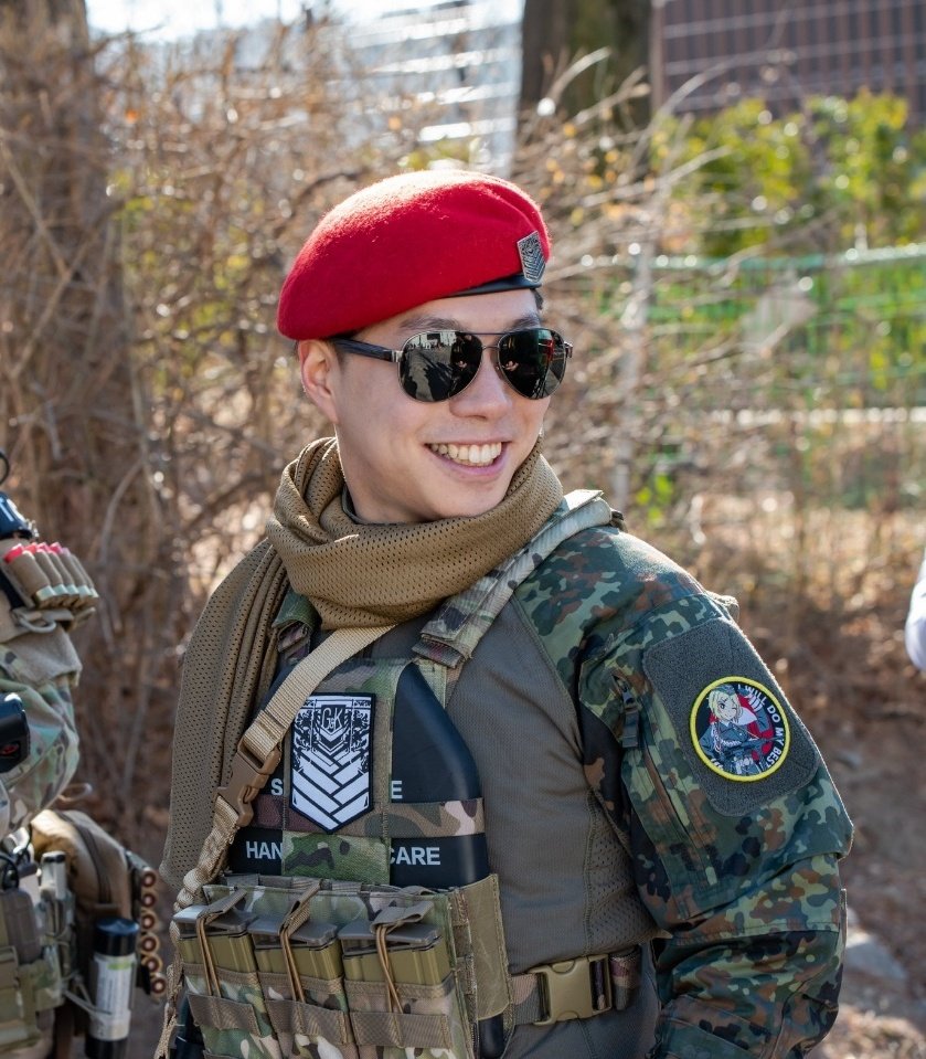 HitcH_DriesseN (@perotoss400) さんのイラスト・マンガ作品まとめ (18 件) - Twoucan