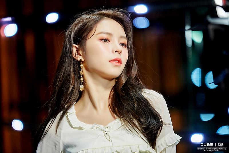 CHESHIRE INDONESIA on Twitter: "[OFFICIAL] 190201 CLC "NO" MV Shooting Behind #씨엘씨 #ELKIE https ...