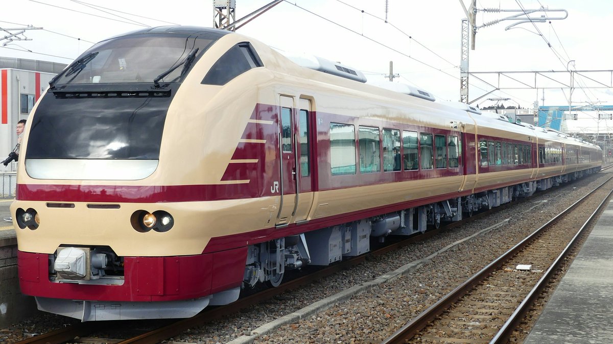 #e653系国鉄色 hashtag on Twitter