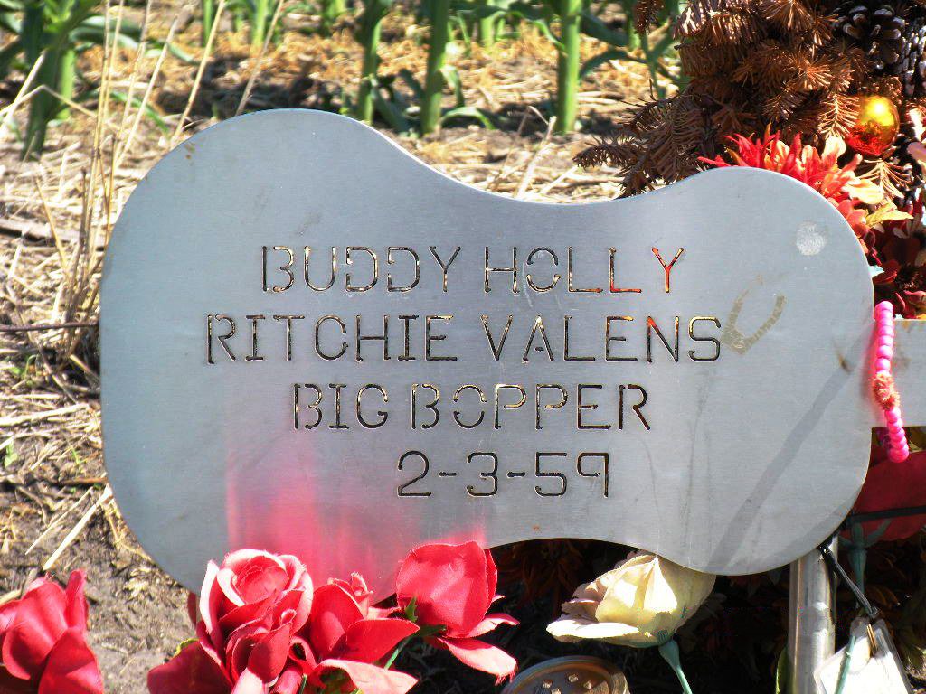 Ritchie Valens Grave