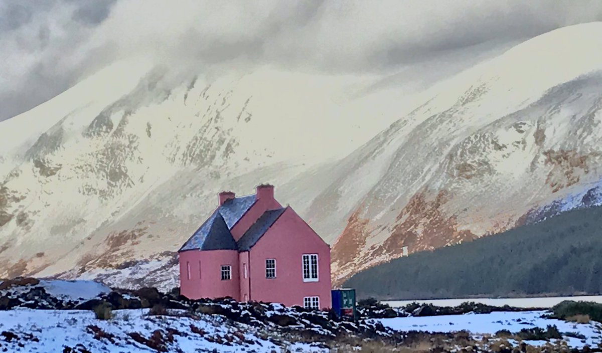 Loch Glass, Highlands 🌱💙 : r/Scotland