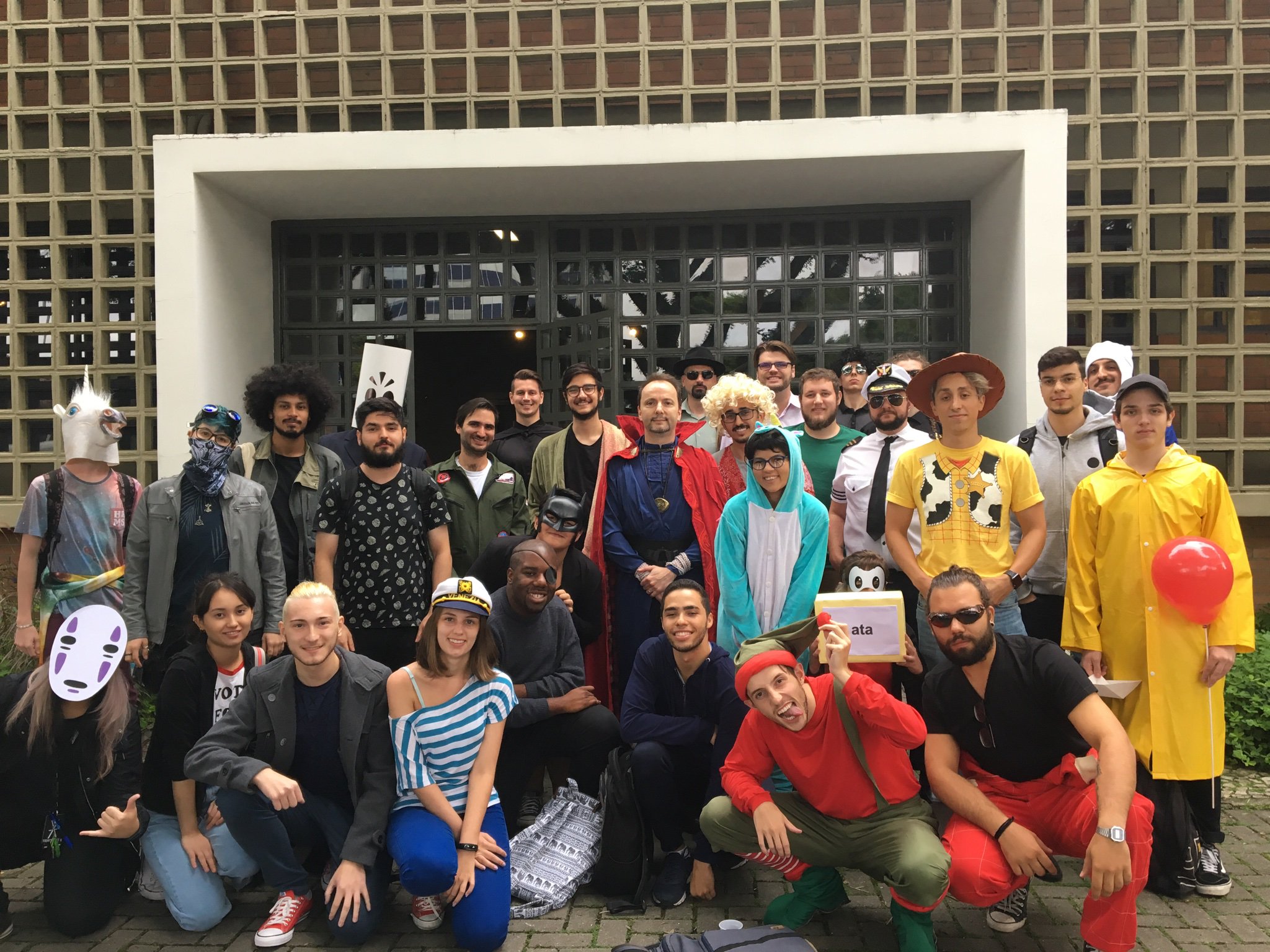 Apple Developer Academy PUCPR on Twitter: "Primeiro dia de aula, turma da tarde. https://t.co ...