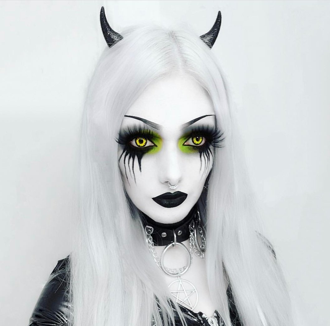 Gothic Makeup Looks