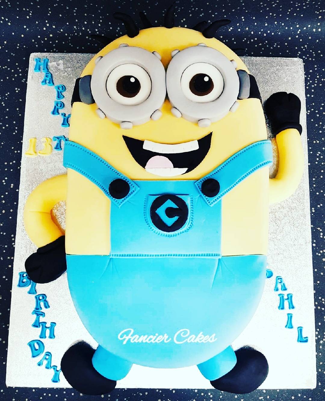 Flat Minion Cake