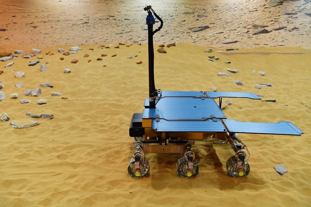 Yurop Mars rover « Rosalind Franklin » before her mission across Oxia ...