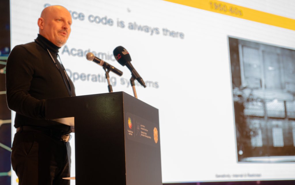 Oman Free & Open Source Software Platform on Twitter: "أهلاً بكم إلى أفق آخر من المستقبل، مع ...