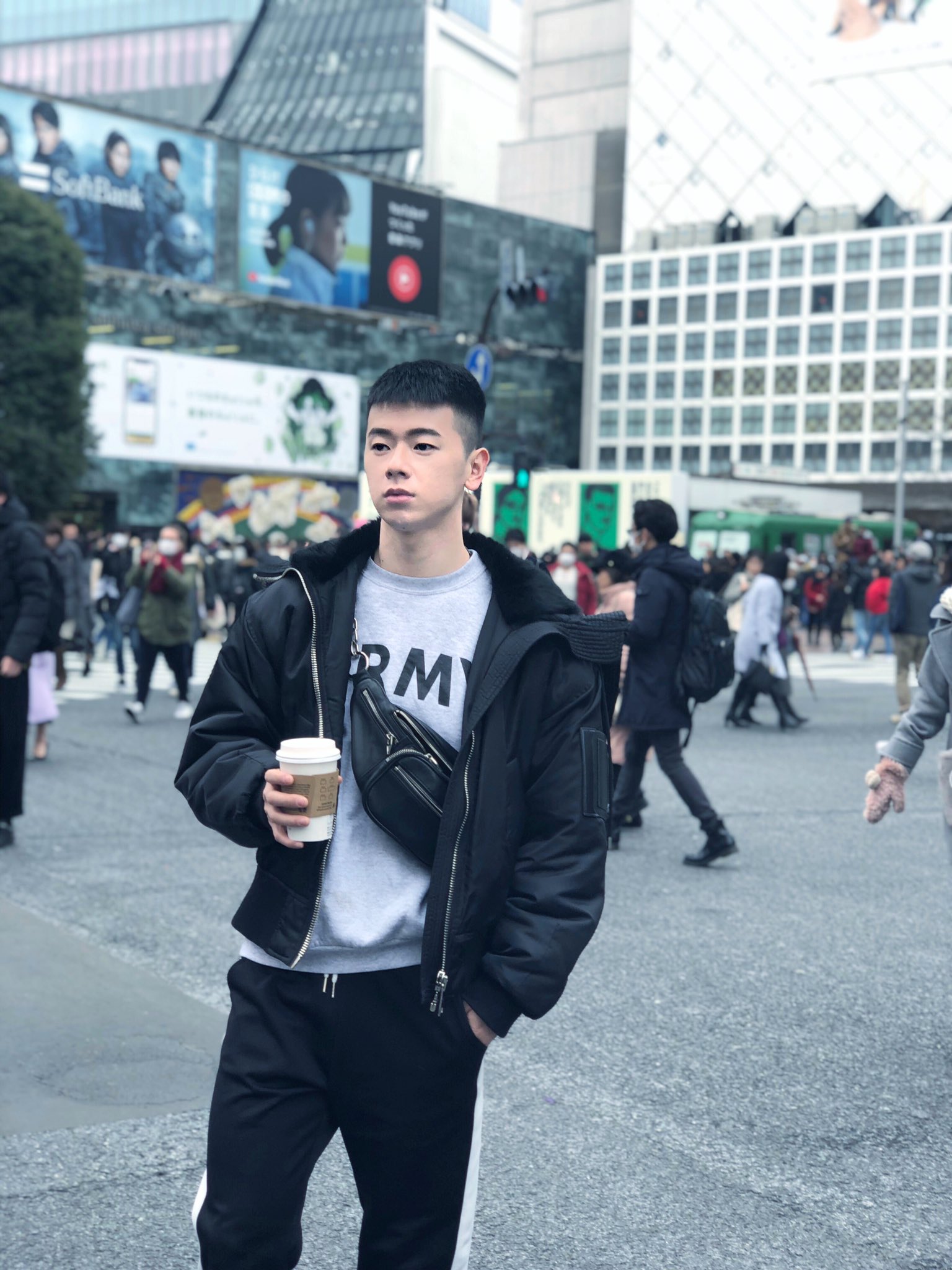 andy hsu on Twitter: "不能只有裸照～平常還是會穿衣服的 https://t.co/7biHeM3EZl" / Twitter