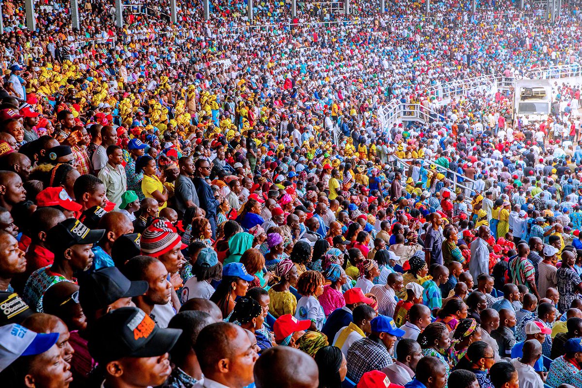 PDP Pulls Massive Crowd On A 3x Bigger Venue Than The APC Campaign ...