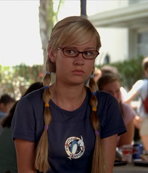 Hoot Characters Beatrice