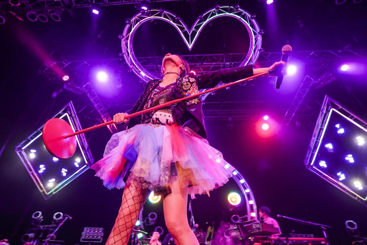 285 best Twitter u/lisa_olive images on Pholder | 朝から撮影してる📸💤