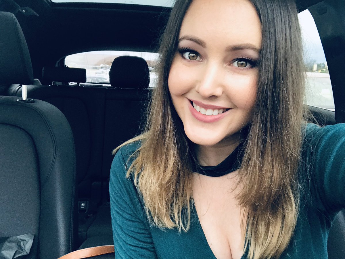 Erica Ellyson's Instagram, Twitter & Facebook on IDCrawl