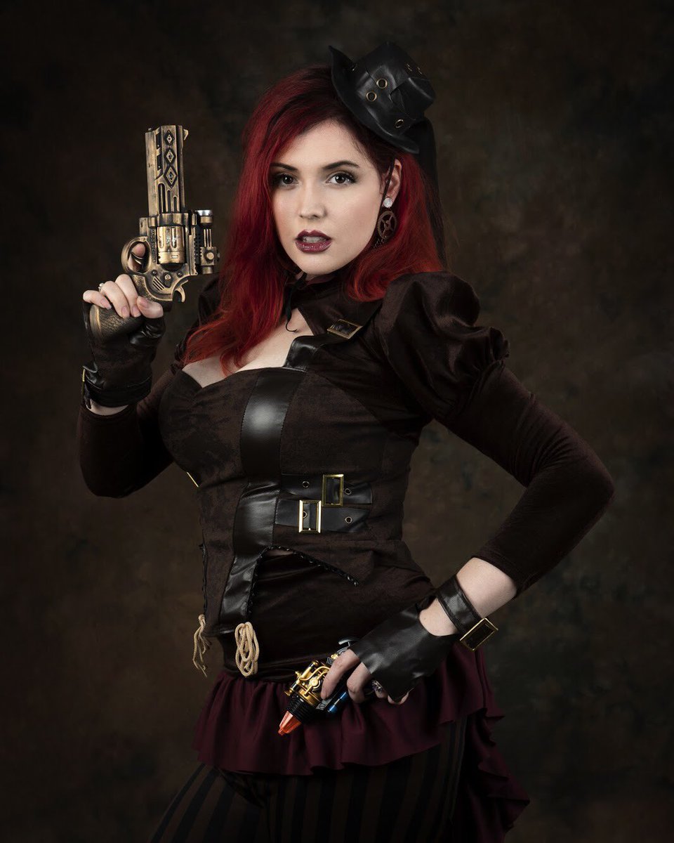 Amber Lee Connors (@AmberLeeConnors) さんのコスプレ作品まとめ (25 件) - Twoucan