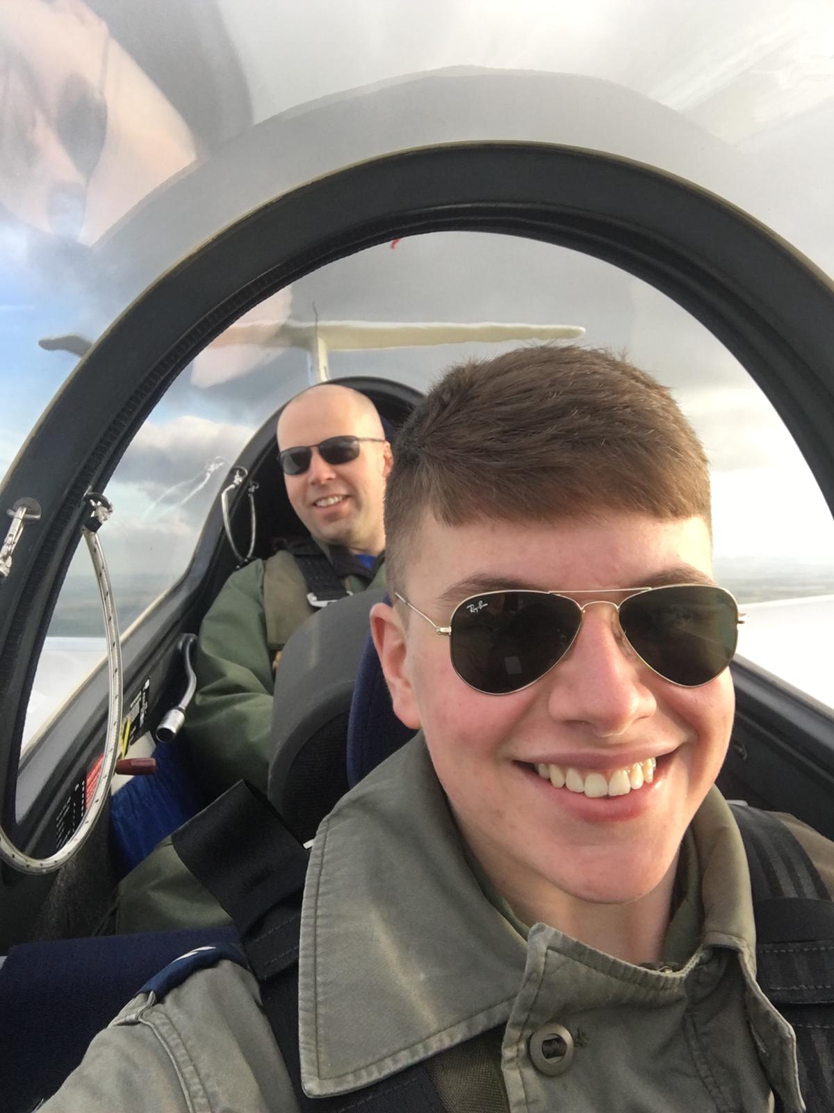 661 Volunteer Gliding Squadron on Twitter: "A great photo of FSC Harry Eagleson and Flt Lt James ...
