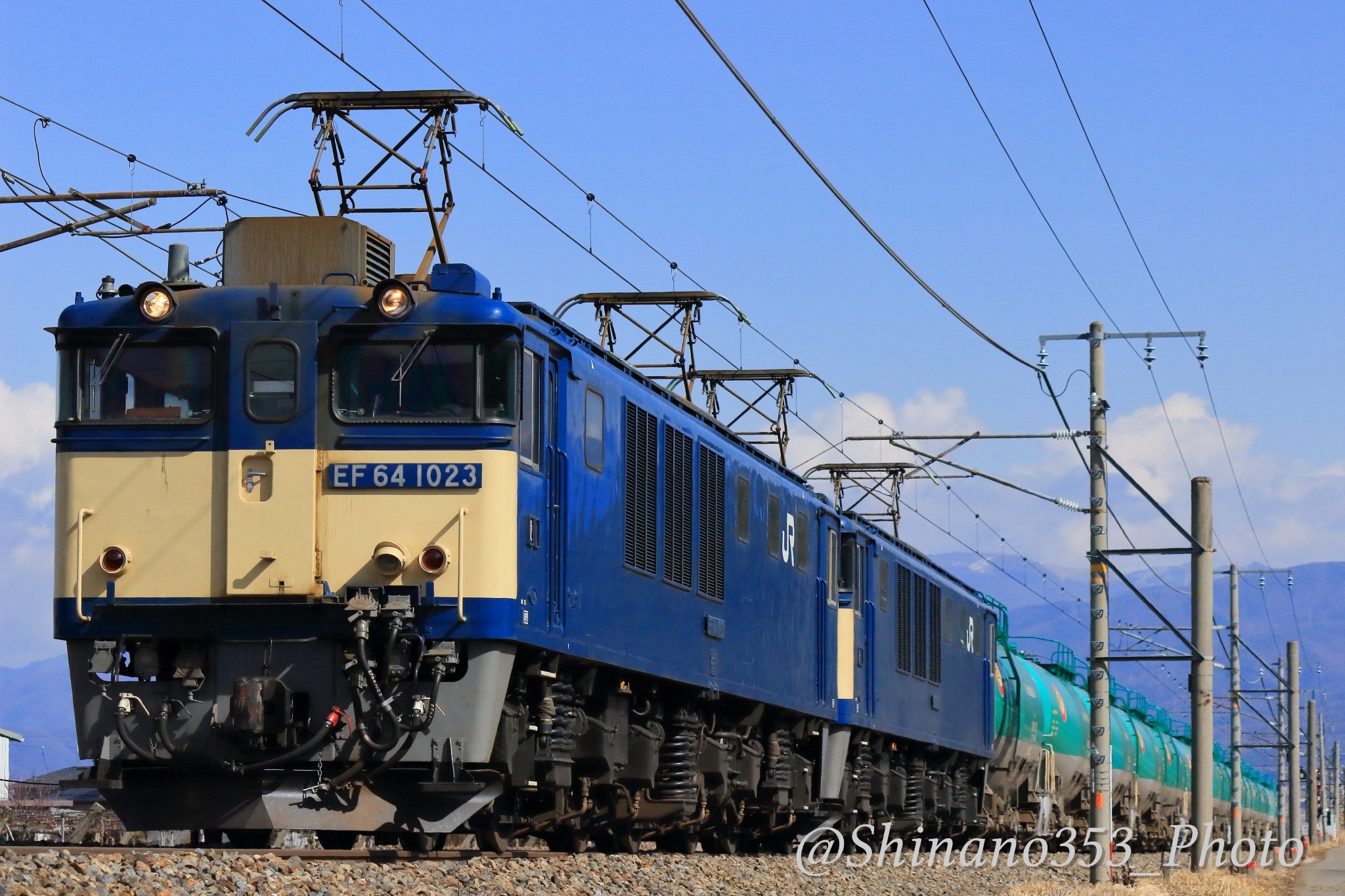 しなの工房 on Twitter: "2019 2/16 8084レ EF64-1023①+1026①+タキ 6883レ EF64-1037②+1008②+タキ 1008M 特急しなの8号 ...