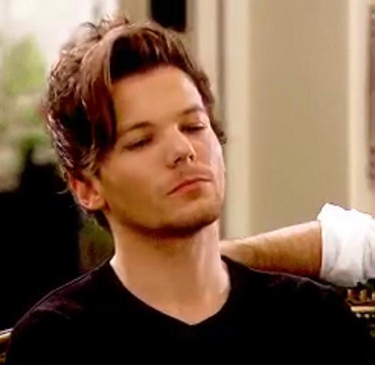 Louis Tomlinson Angry Face