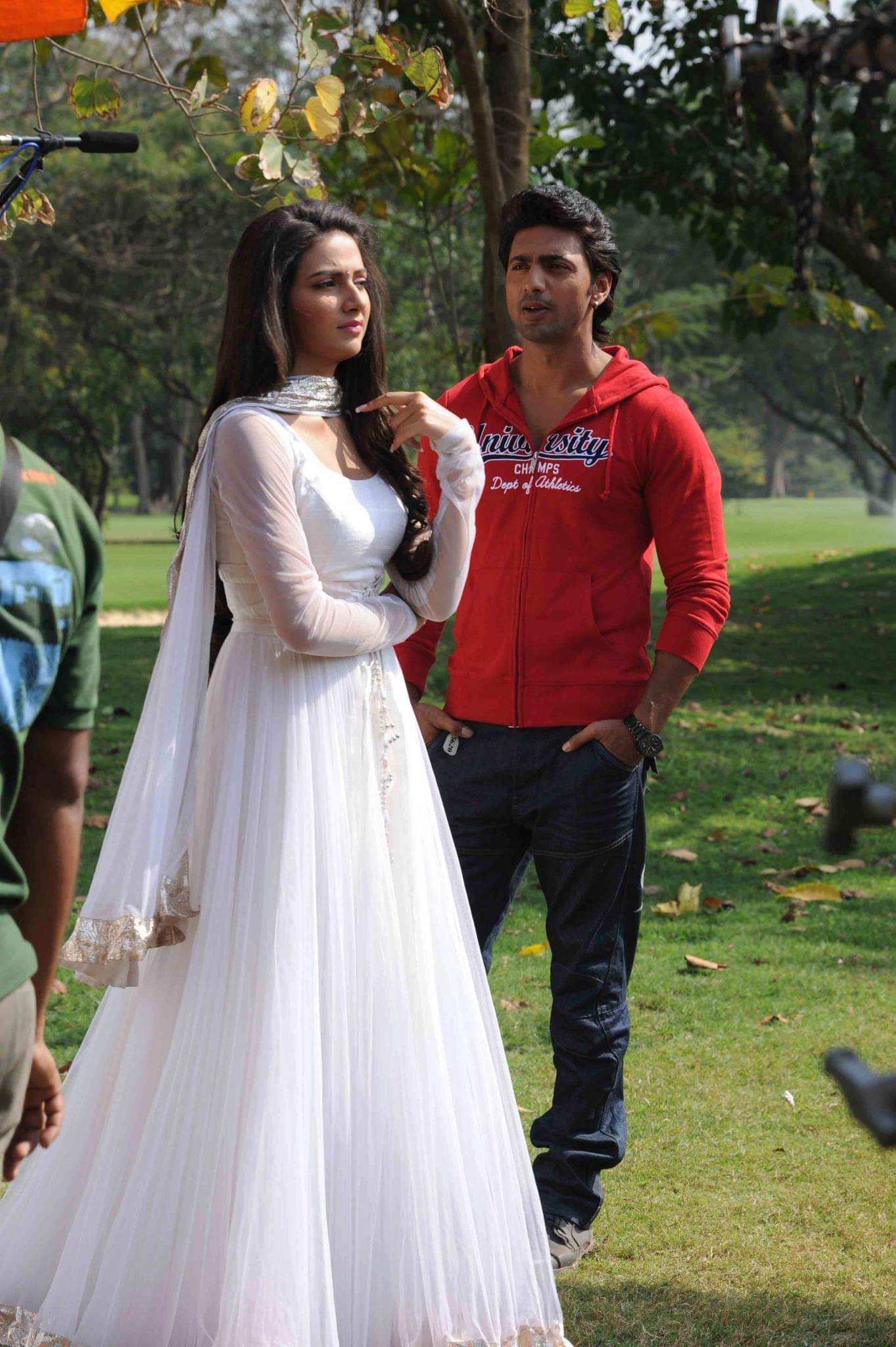 Dev And Subhashree Wallpaper