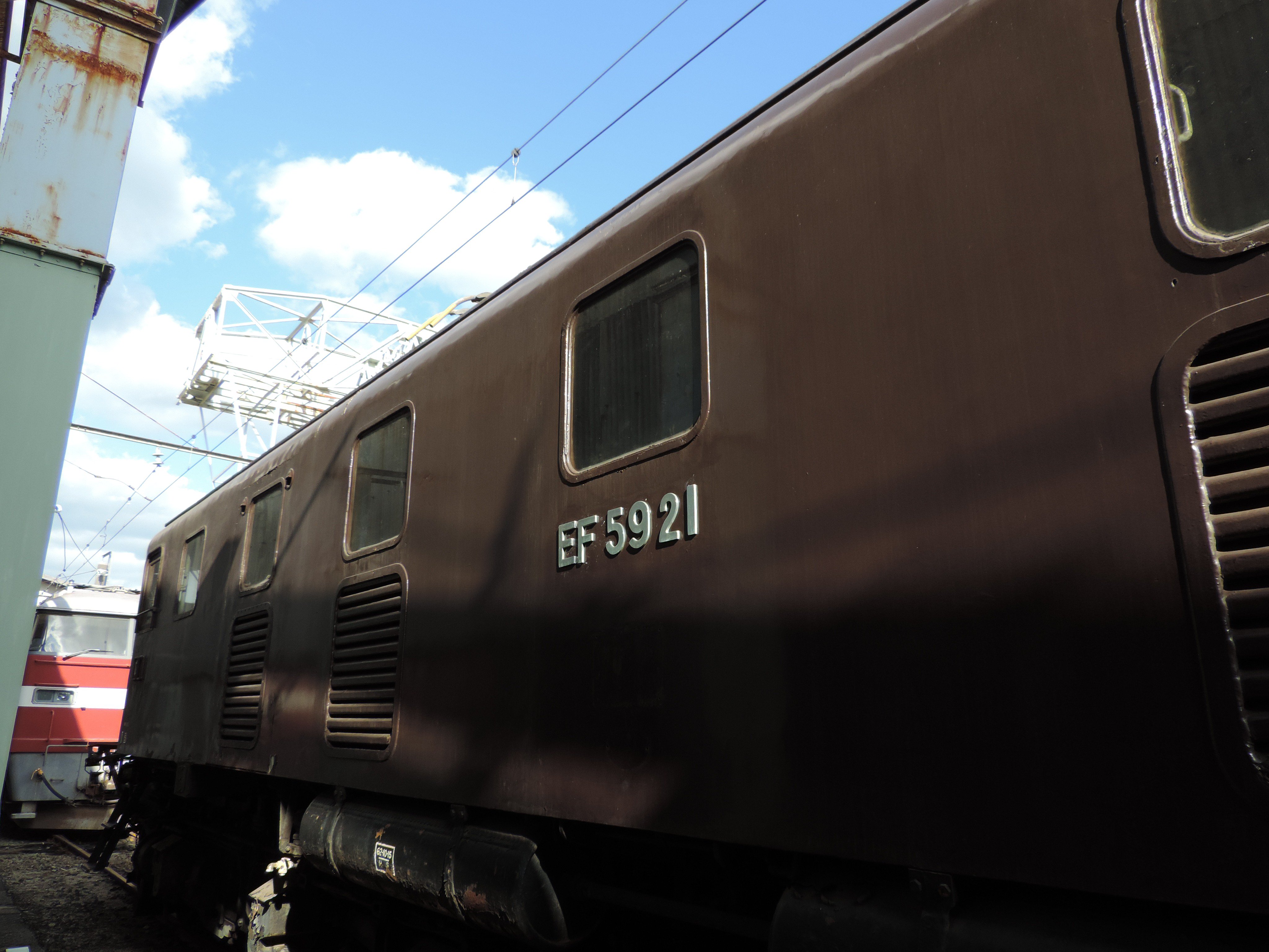 ルイン#紫羅 on Twitter: "広島県 JR貨物広島支店広島車両所 国鉄EF59-21 2018/10/27 https://t.co/e69pj3Jcja" / Twitter