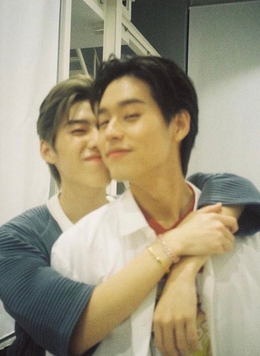 𝐁𝐈𝐋𝐋𝐊𝐈𝐍_𝐁𝐒𝐋𝐗 on Twitter: "𝑯𝒆𝒍𝒍𝒐 𝒆𝒗𝒆𝒓𝒚𝒐𝒏𝒆🐶🐰 BKPP is the reason why I use Twitter. 【210908】 ️P1 ...