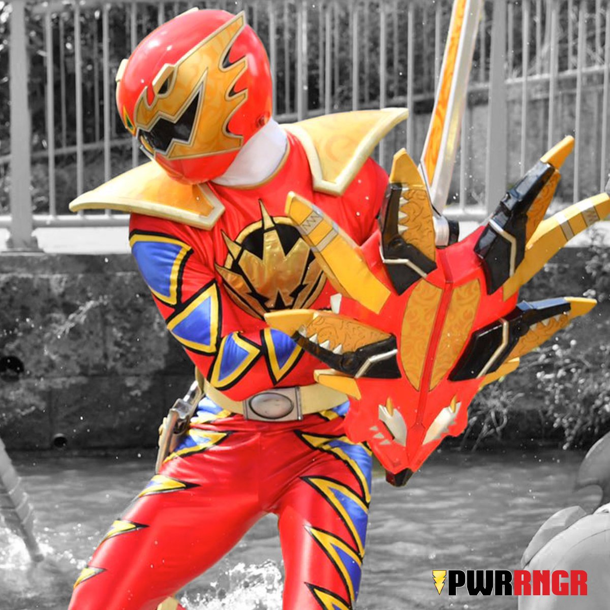 Power Rangers Dino Thunder Red Ranger Battlizer Morpher